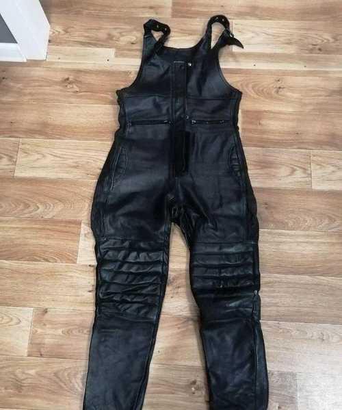 Мотокомбинезон