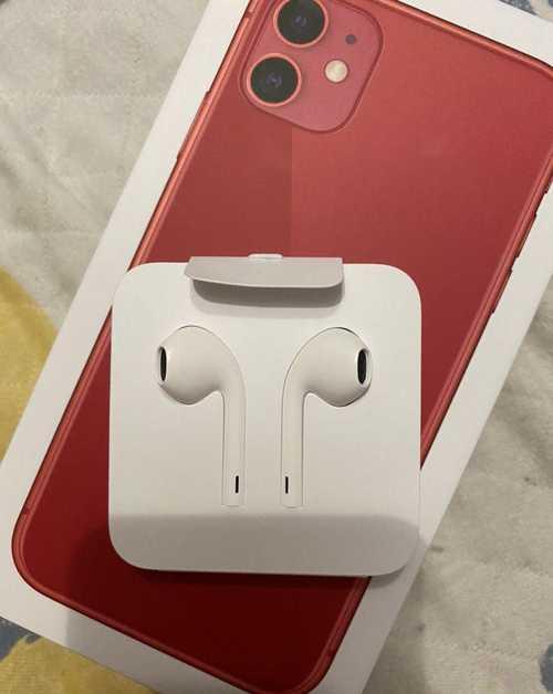Наушники Apple EarPods с разъёмом Lighting