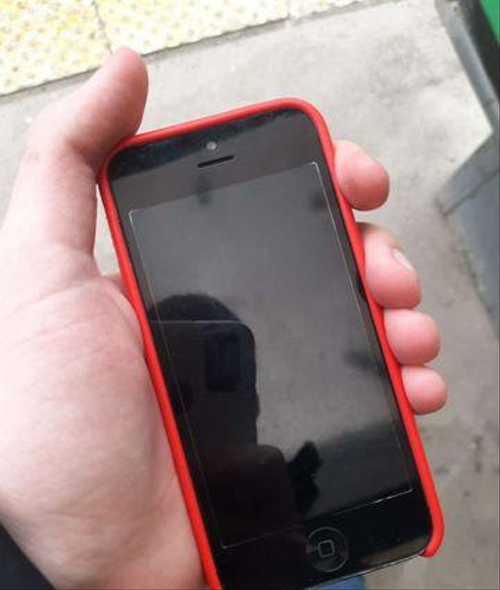 Телефон iPhone 5