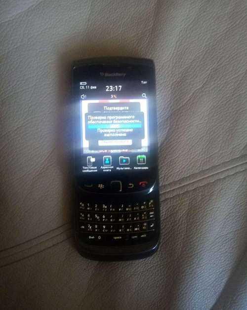 Телефон Blackberry 9800