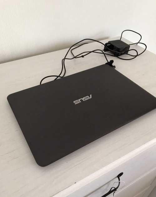 Asus zenbook ux305f