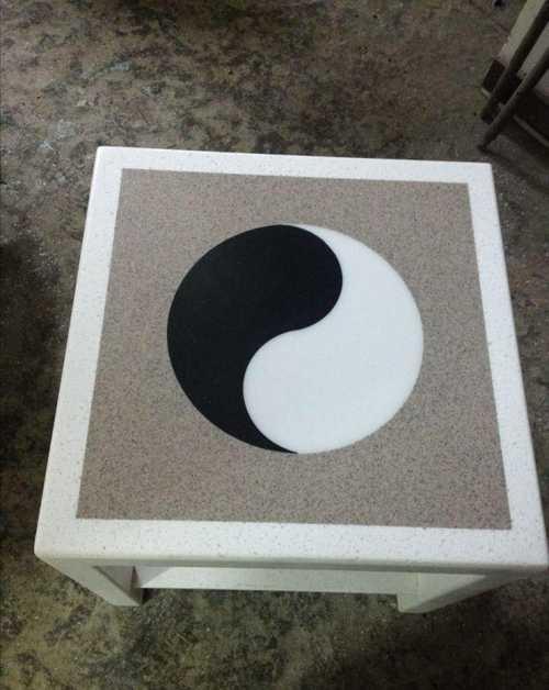Дизайнерский Журнальный столик Инь-Янь из камня