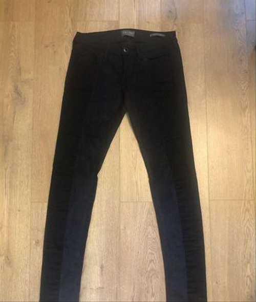 Джинсы брюки фирменные Jeggins Skinny жен Guess