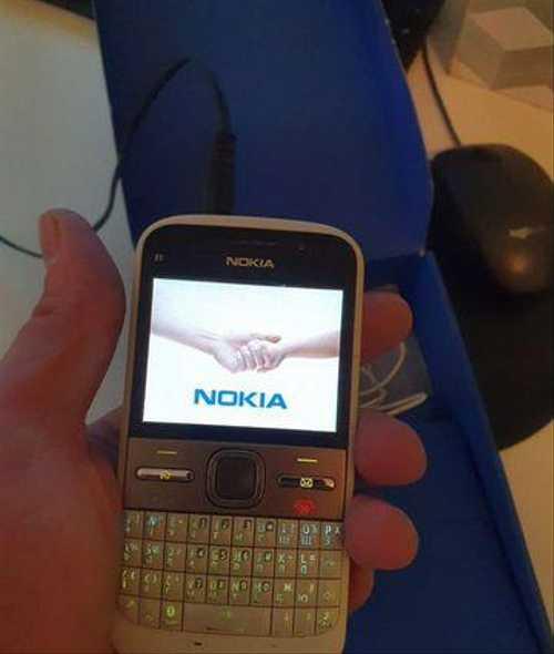 Телефон Nokia E5