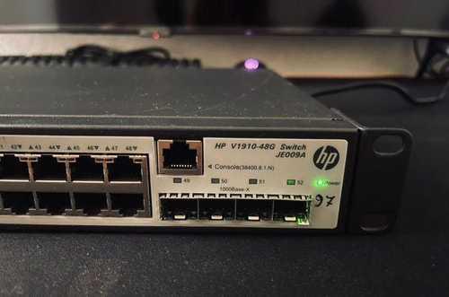 Коммутатор HP V1810-48G
