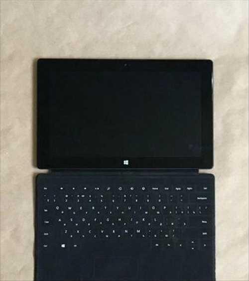 Планшет Microsoft Surface RT (1516) 10.6" Tablet