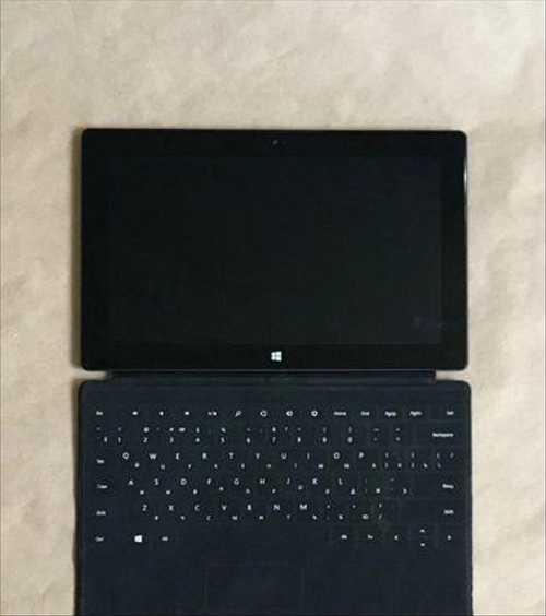 Планшет Microsoft Surface RT (1516) 10.6" Tablet