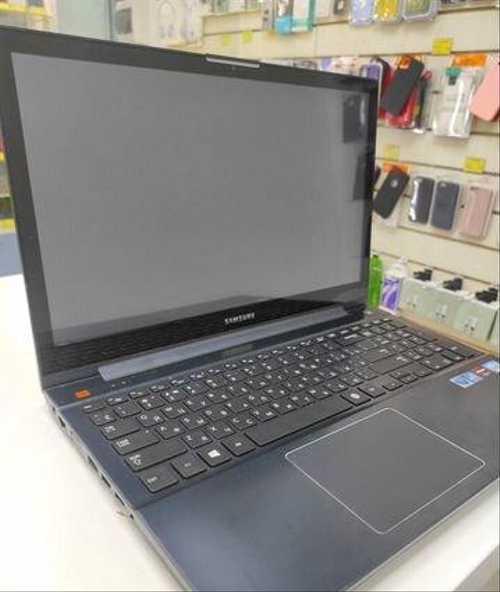 Ноутбук Samsung NP880Z5E
