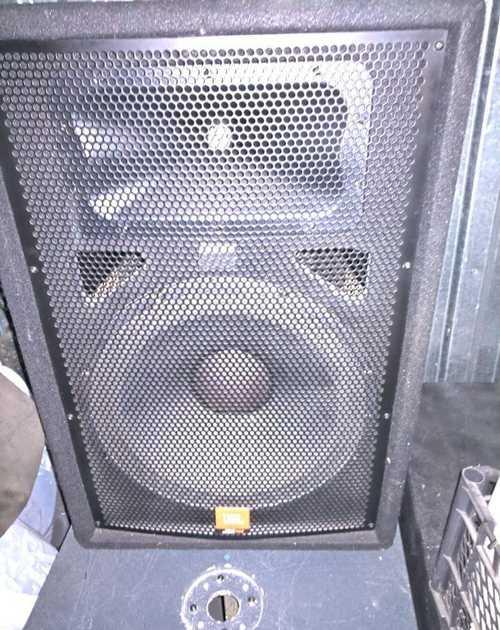 Колонка JBL JRX-115