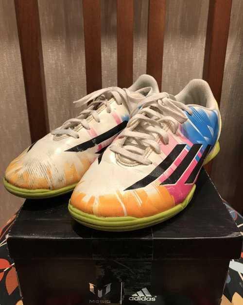 Футзалки футбольные кроссовки Adidas F10 Messi 36