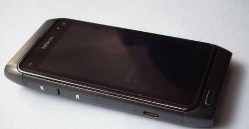 Nokia N8-00