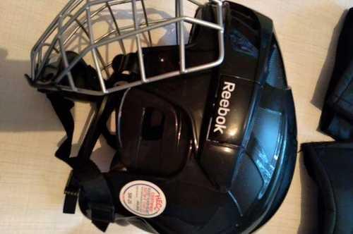 Продам хоккейный инвентарь (шлем, сумка