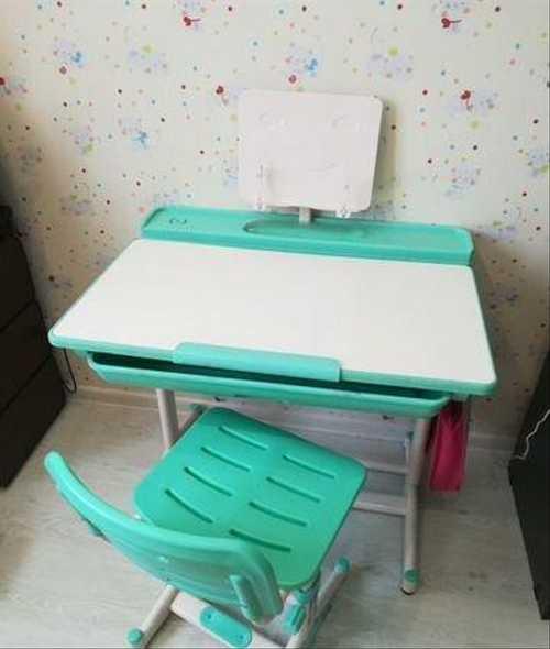 Письменный стол для школьника (Растущая парта)