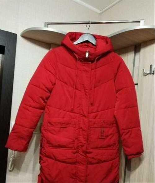 Куртка удлиненная/пальто на синтепоне красная деми