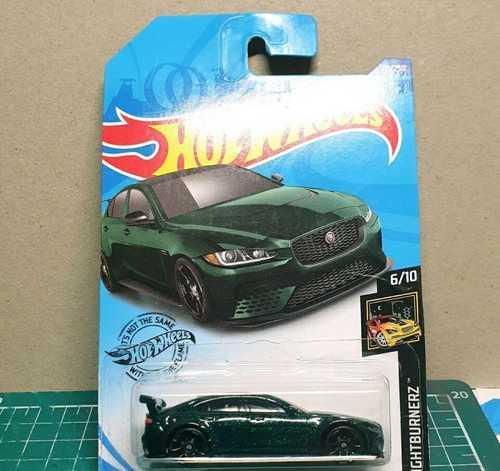 Jaguar XE SV Hot Wheels