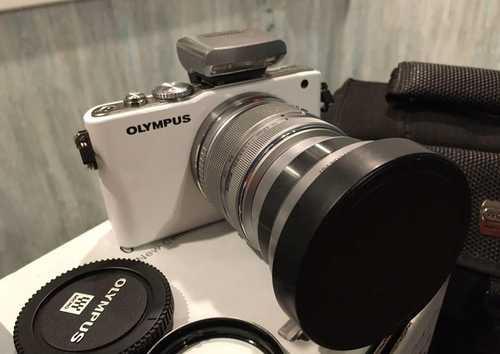 Olympus e-pl3 полный комплект, плюс фишай и сумка