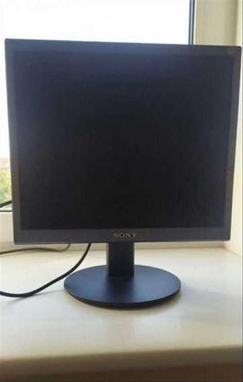 Монитор Sony 17" SDM-S73