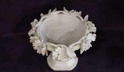 Старинная мраморная ваза(малая)