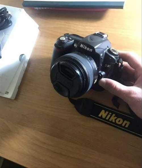 Фотоаппарат Nikon D90 с обьективом Sigmа 30 mm