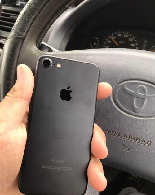 Телефон iPhone7 256