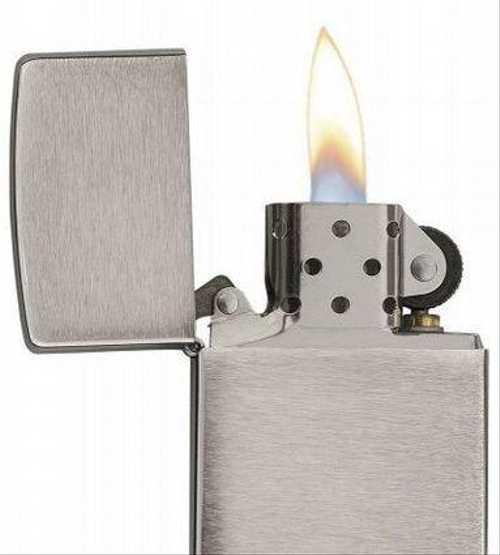 Зажигалка Zippo Brushed Chrome с кожаным чехлом