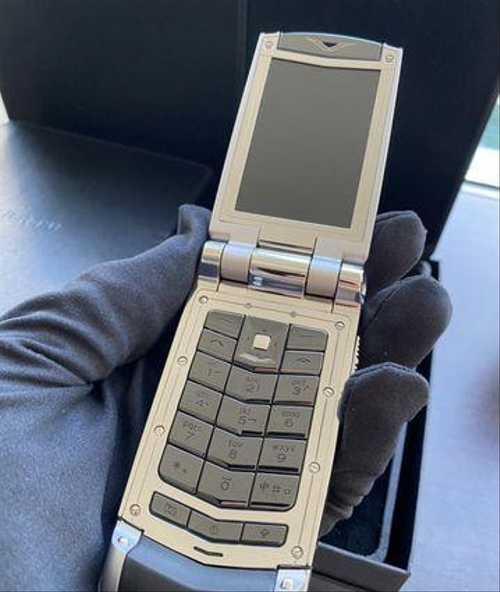 Vertu Ayxta New