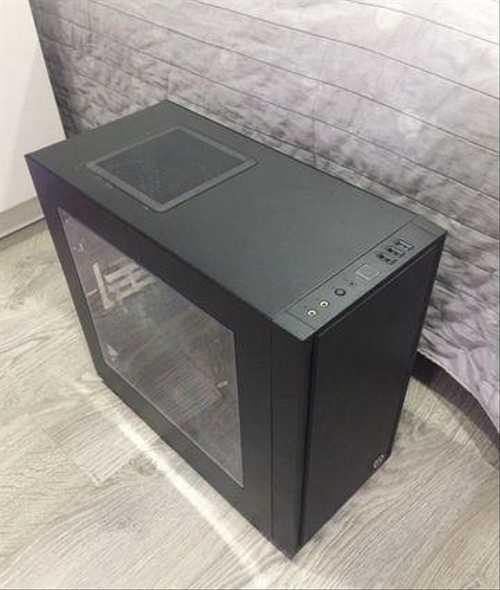 Корпус mATX Thermaltake Versa H18