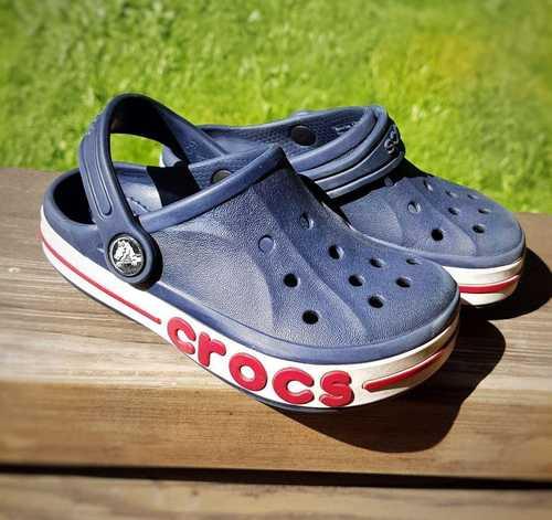 Продам детские сабо crocs