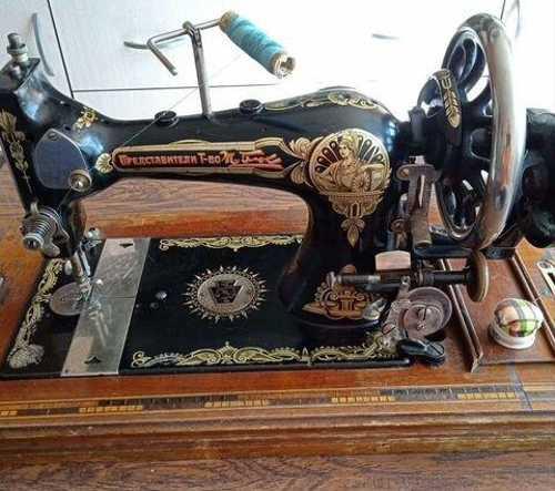 Антикварная швейная машина Zinger