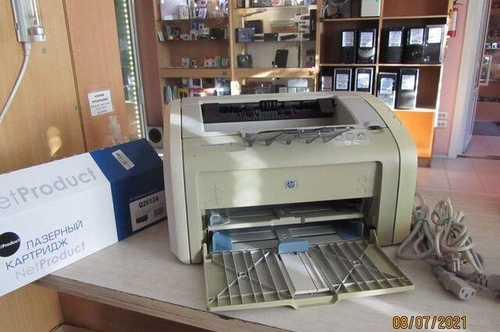 Принтер HP laserjet p1020