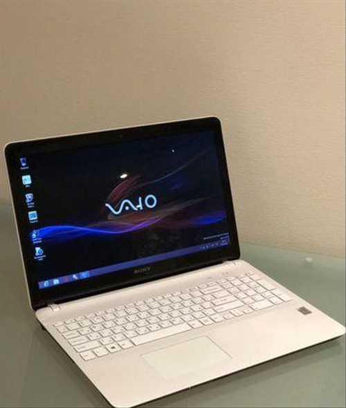 Ноутбук Sony Vaio SVF152