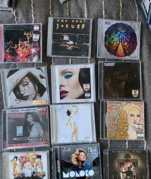 Много CD-дисков