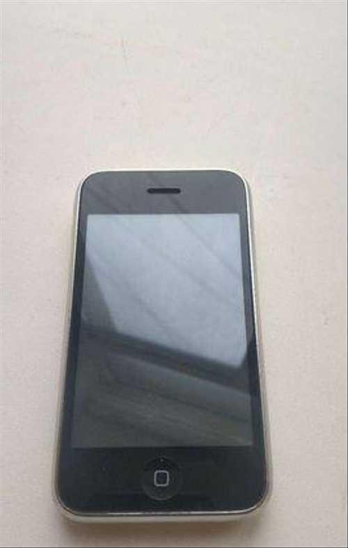 Телефон iPhone 3gs