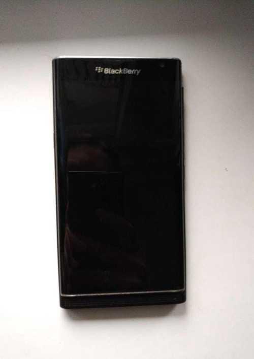 Телефон BlackBerry