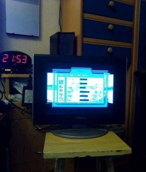 Телевизор - монитор toshiba 15"
