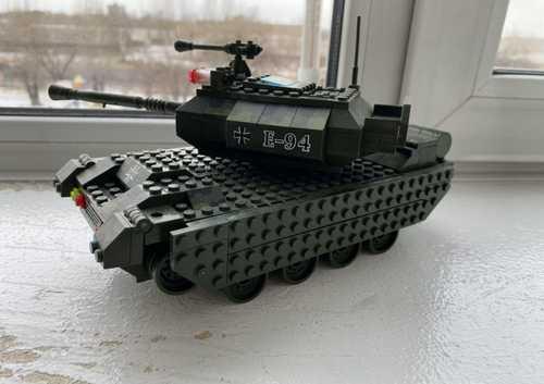Танк Лего Lego
