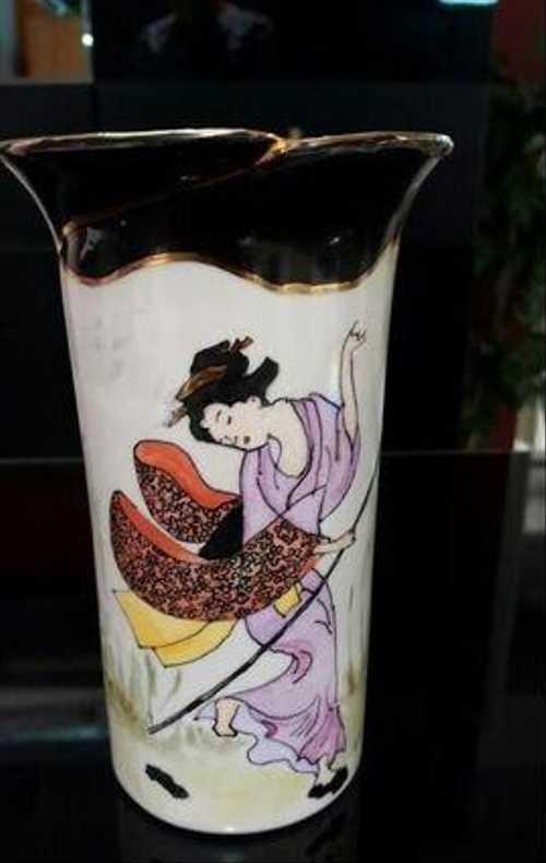 Керамичечкая живописная ваза "Японская золушка"