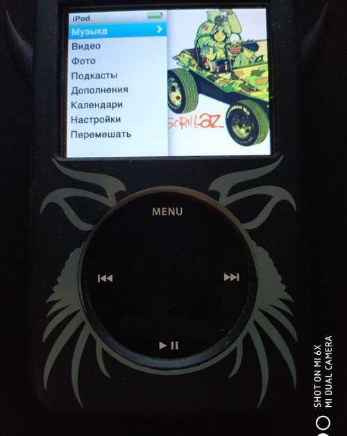 iPod classic 80 gb MB147