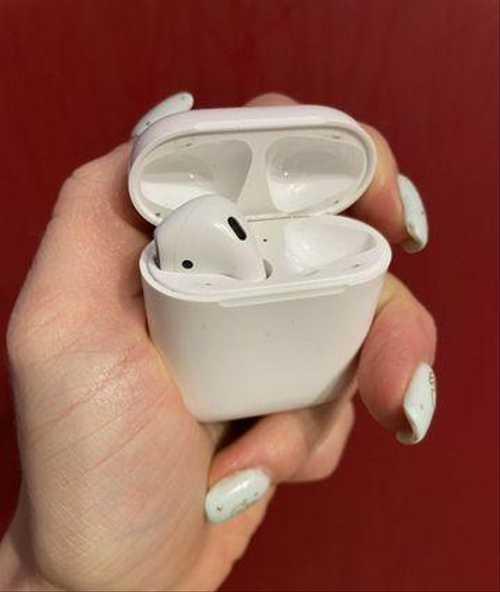 Не заряжается кейс для airpods