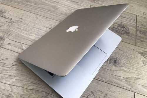 Apple MacBook Air A 1369 в очень хорошем состоянии