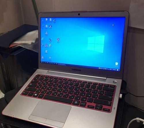 Samsung series 5 ultrabook dual core AMD 8gb ram 4