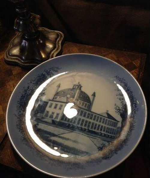 Настенная фарфоровая тарелка Дания