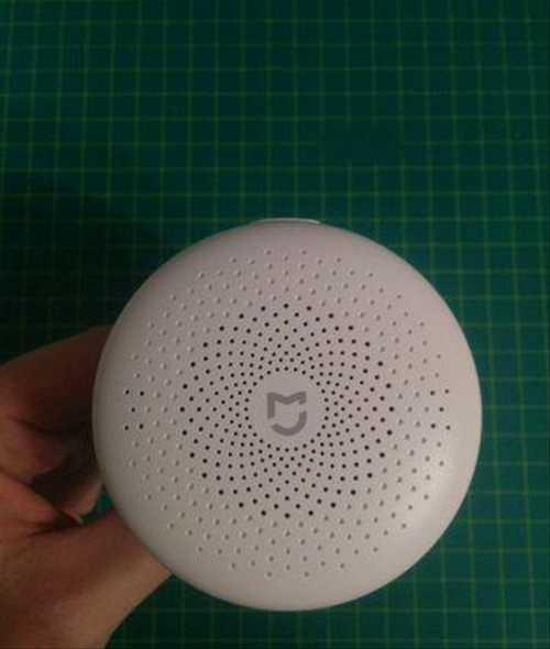 Xiaomi Gateway (dgnwg05lm)