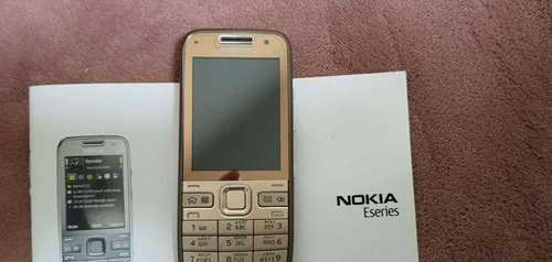 Мобильный телефон Nokia E52