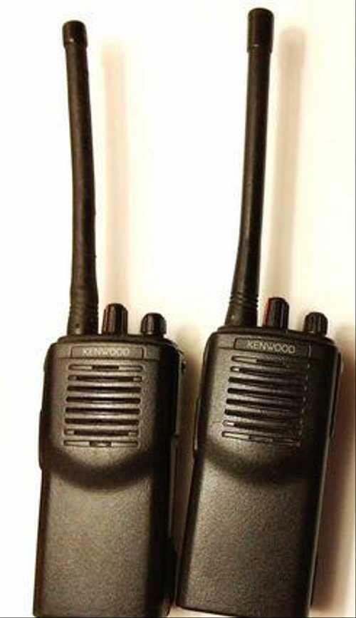 Радиостанция Kenwood tk-3107. Носимая радиостанция Kenwood tk-2107l (Low Band). Радиопередатчик Кенвуд.