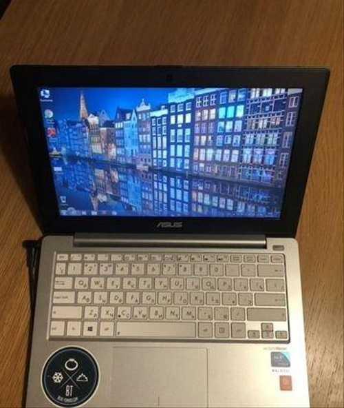 Ноутбук Asus x201e