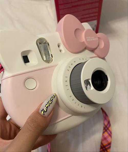 Fujifilm Instax Mini Hello Kitty