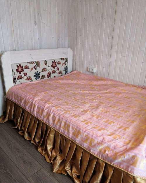 Покрывало на кровать