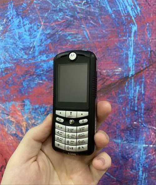 Телефон Motorola E398