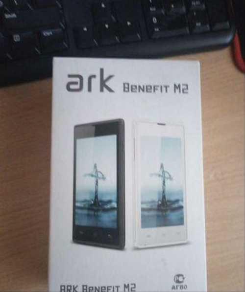 Мобильный телефон Ark Benefit M2